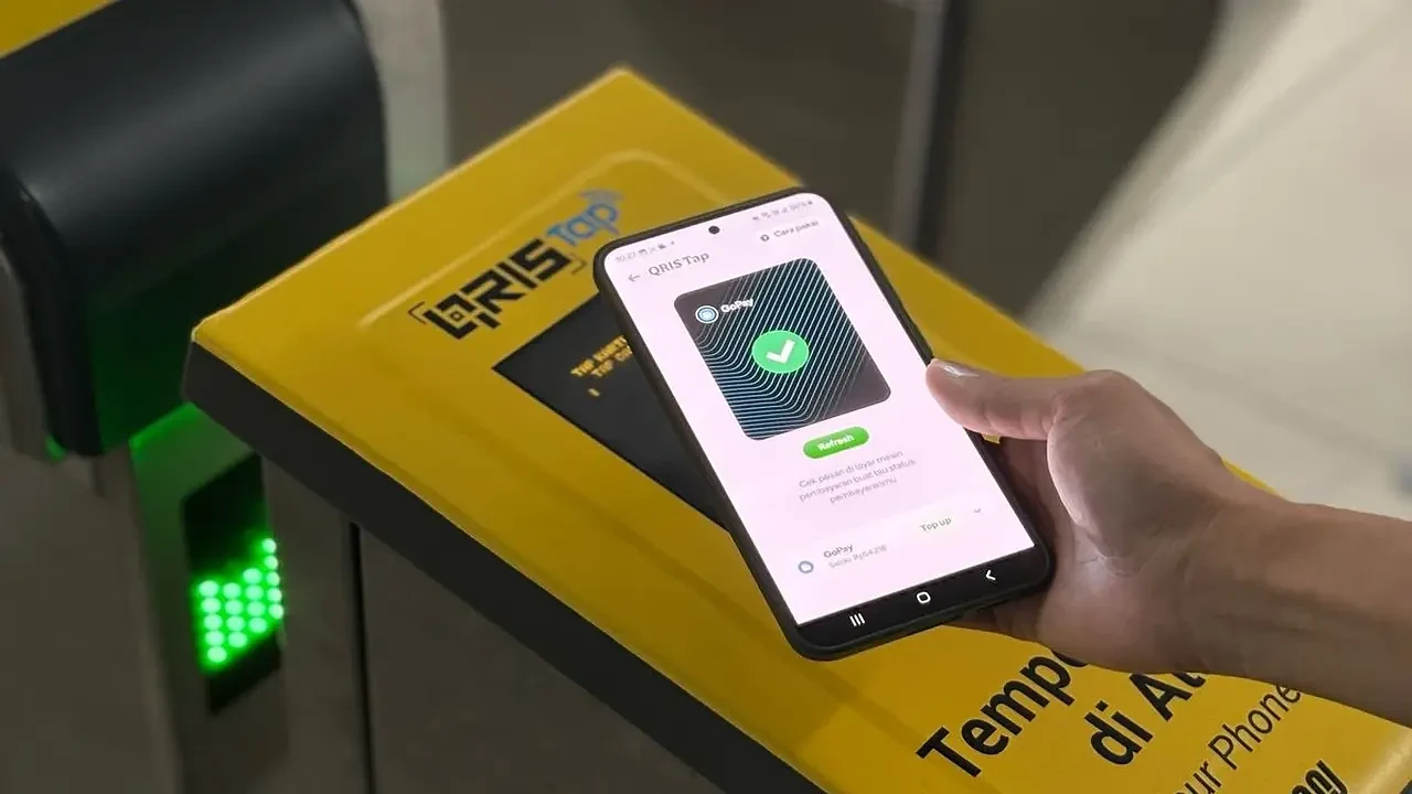 Dukung Program Pemerintah, Bayar QRIS Tap via Aplikasi GoPay
